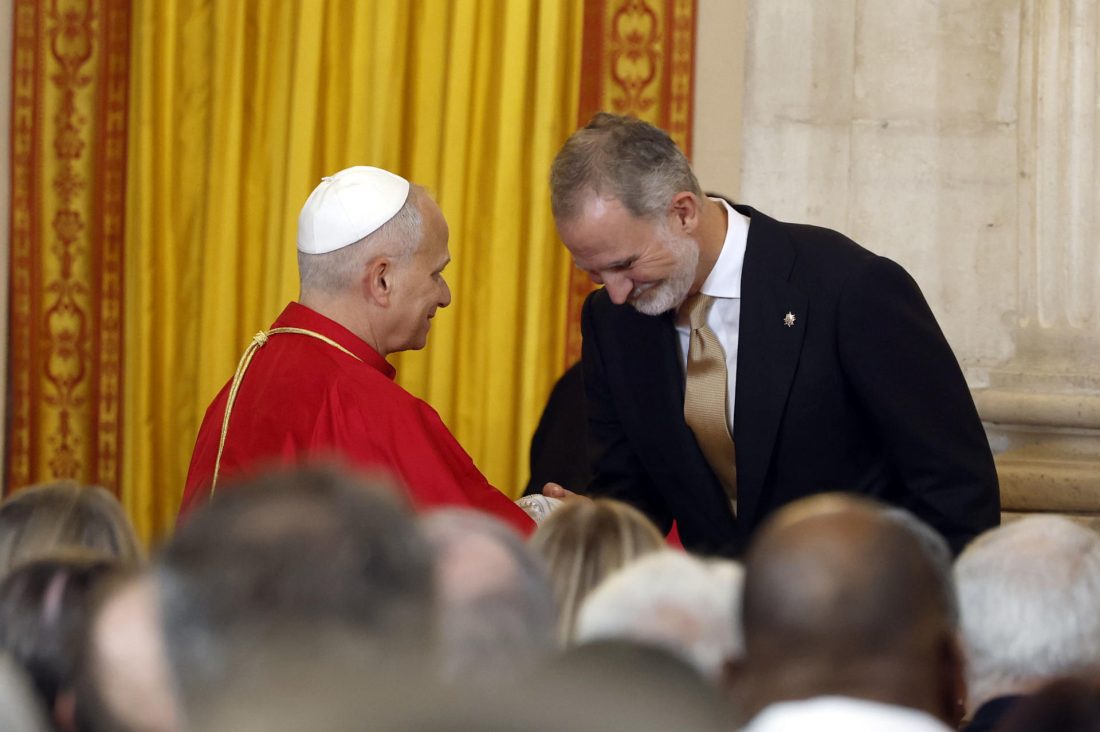 Felipe VI recibe a León XIV reivindicando las raíces católicas de ...